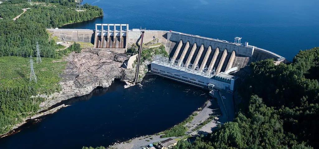 Quoi faire cet été ? Visitez une centrale électrique